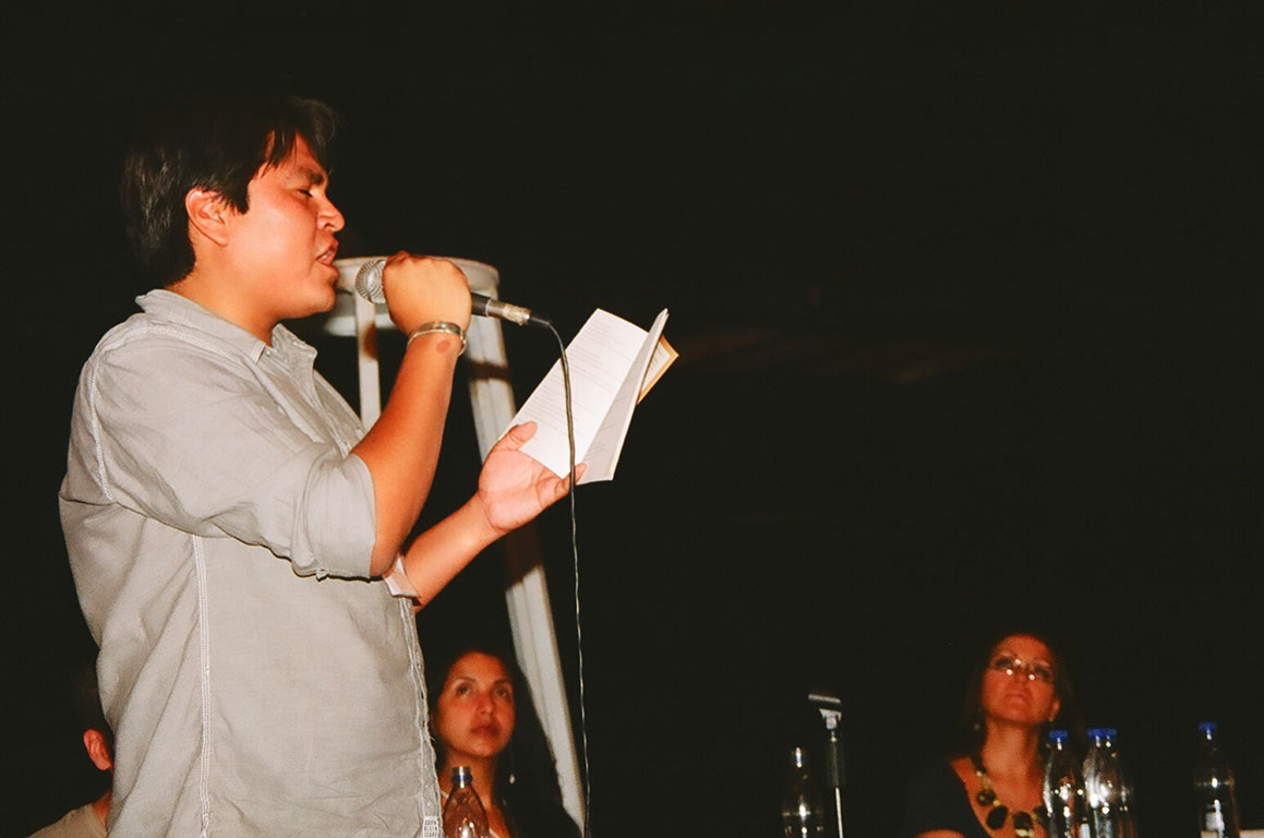 Sherwin Bitsui (Nación Navajo) - Festival Internacional de Poesía de ...