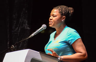 Ayo Ayoola-Amale (Nigeria) - Festival Internacional de Poesía de Medellín